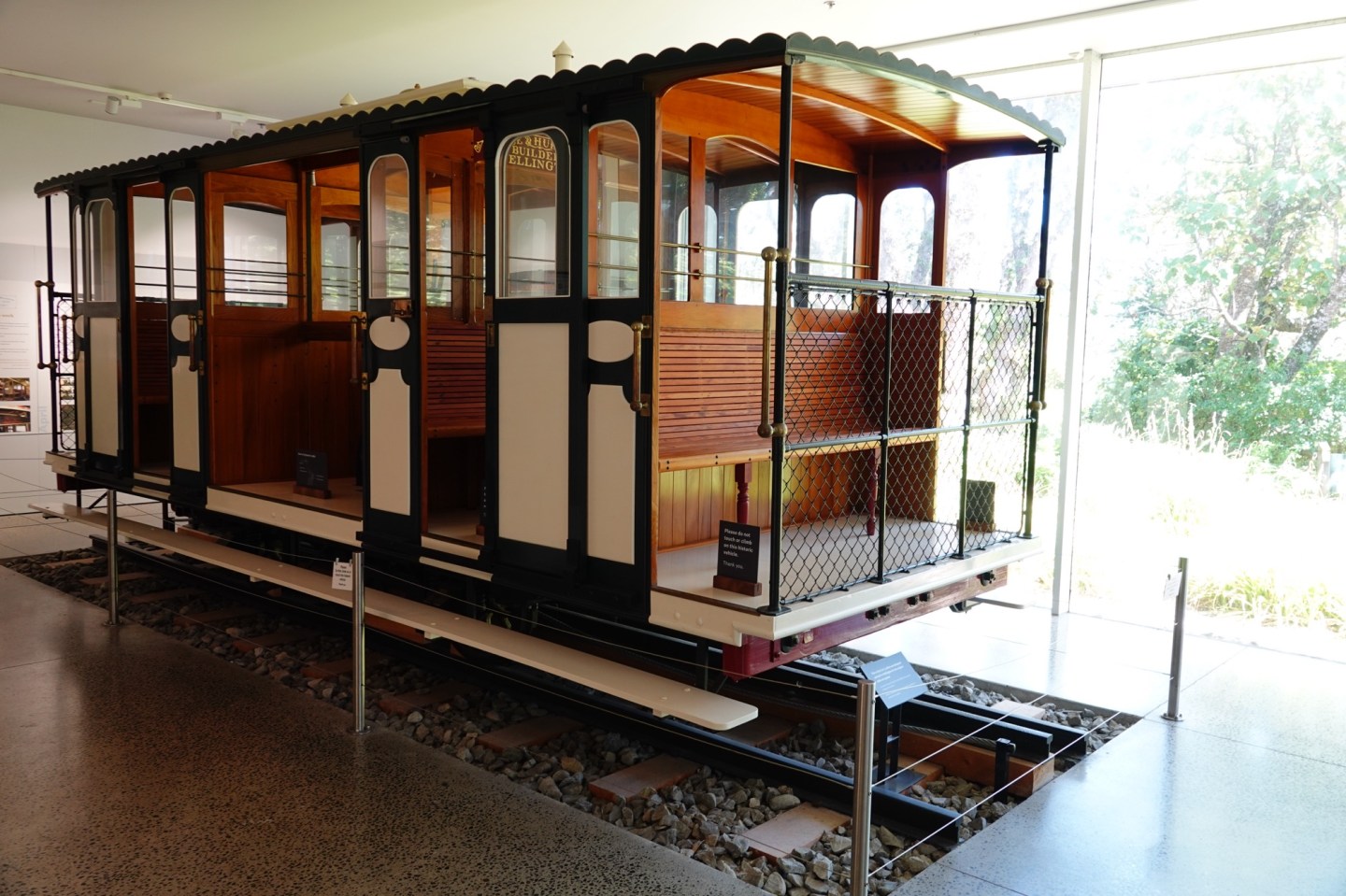Episode 789 – Wellington: A Cable Car & A Botanic Garden – Rose and Ted ...
